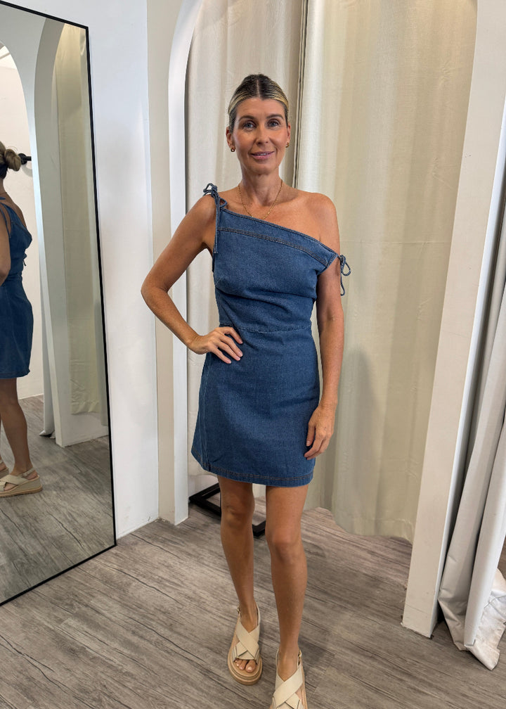 VIVIAN THE STORE – Vivian The Store